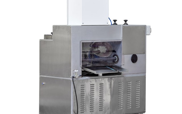 Automatic Logo Candy Disc Cutting Machines by Loynds